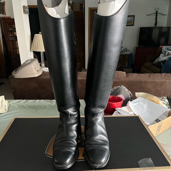Ariat | Shoes | Womens Ariat English Riding Boot Size 75 Worn 5 Times ...